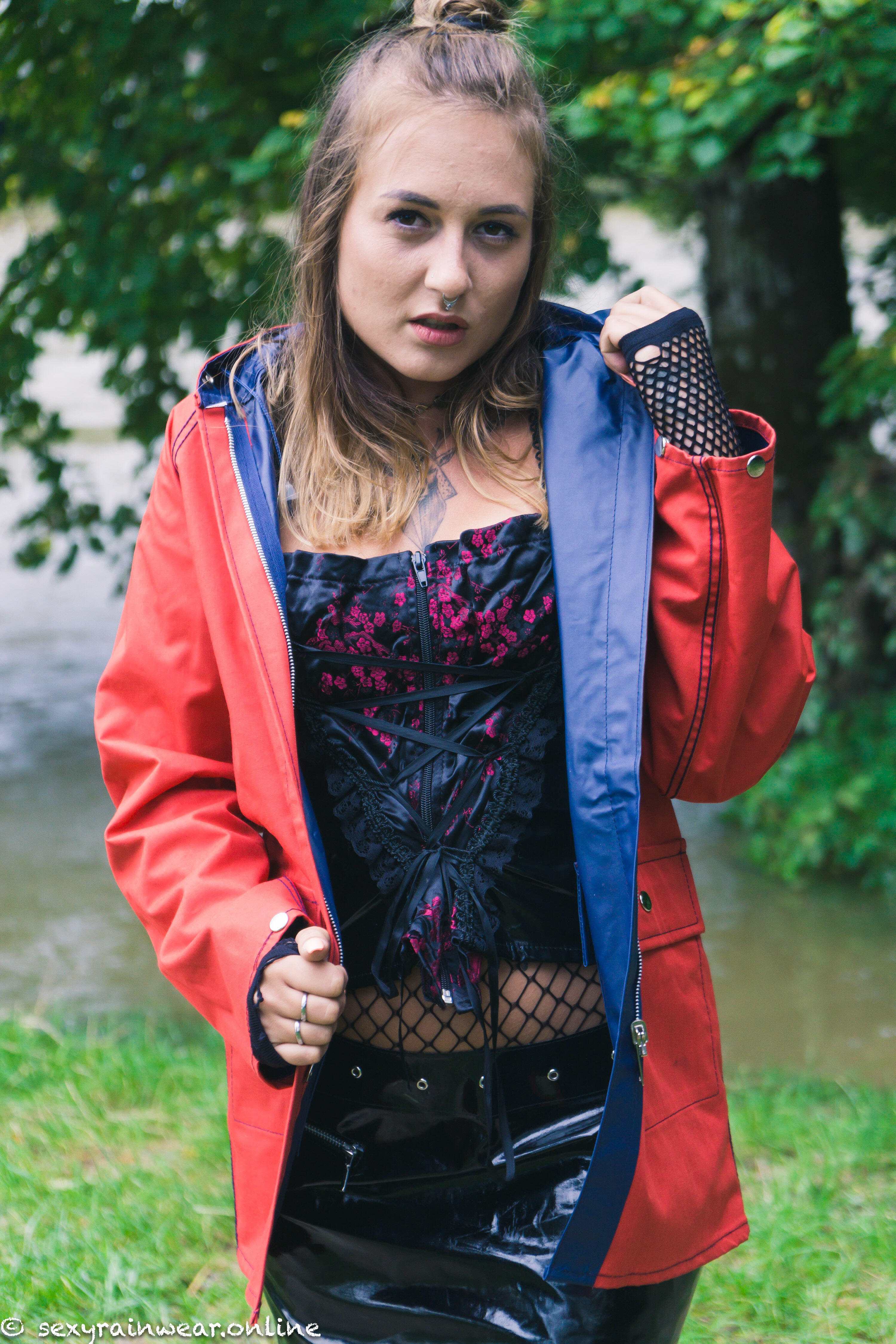 SEXYRAINWEAR.online | Inside out